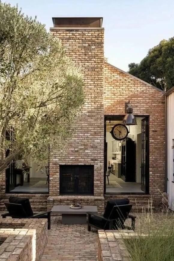 Inside Diane Keaton’s Sullivan Canyon Mansion Now Listed for $22.9 ...