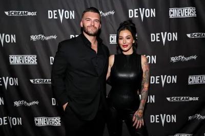 Jersey Shore’s JWoww Shares Engagement Update, Admits Having Mixed ...