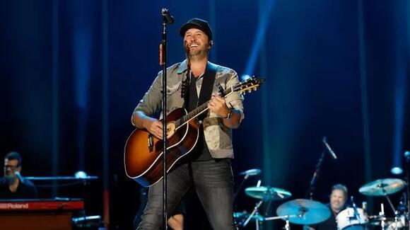 Luke Bryan To Bring 'Farm Tour' Back To West Coast In 2026 — What To ...