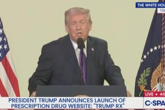 'Idiot' Donald Trump ridiculed as he makes huge math error live on air ...