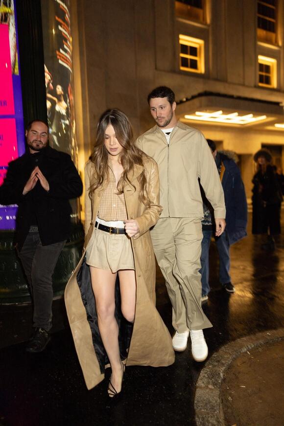 Josh Allen was terrified his proposal to Hailee Steinfeld would be ...