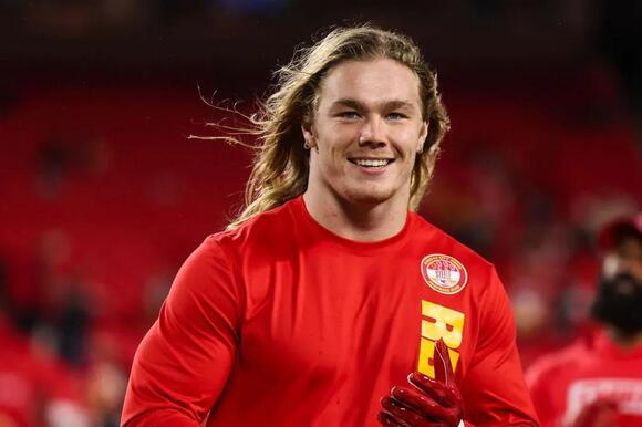 Carson Steele Brings Super Bowl Energy To The Fan Morning Show - NewsBreak