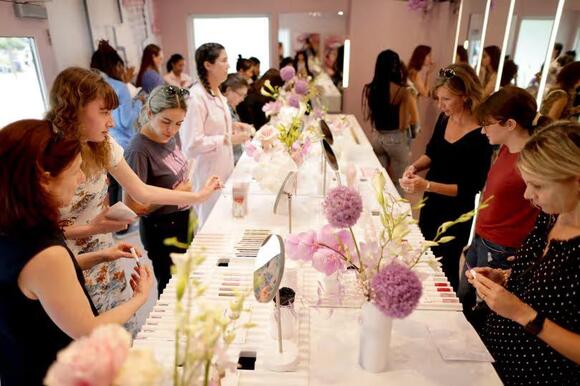 Glossier to shutter majority of stores and limit product lineup under ...