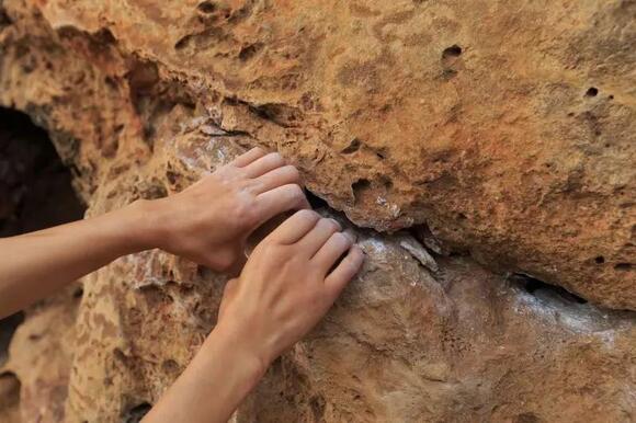 Free Solo Climber Dies After Fall Into Volcanic Crater - NewsBreak