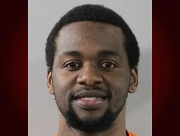 Wanted In Winter Haven: 23-Year-Old Artavious Reshawn Smith - NewsBreak