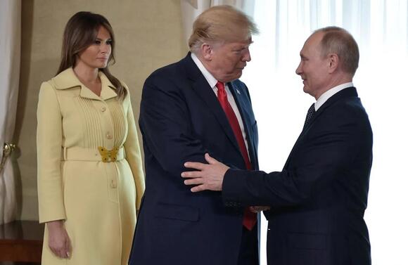 Melania Trump's Signature Draws Comparison to Her Husband's Handwriting ...