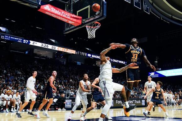 Murray State star reminds college basketball fans of NBA legend Larry ...