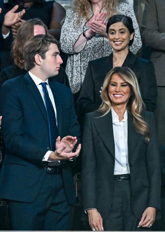 Melania Trump Reportedly Kept Barron's Older Siblings From Attending ...