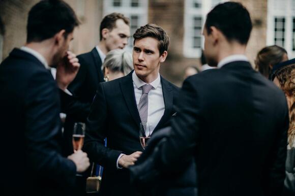 8 Behaviors That Reveal a Man Isn't a Good Person, No Matter How Sweet ...