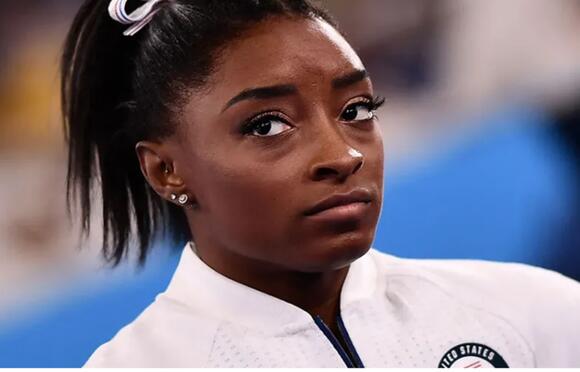Simone Biles Goes Viral As a Meme After Candid Olympic Reaction Hits ...