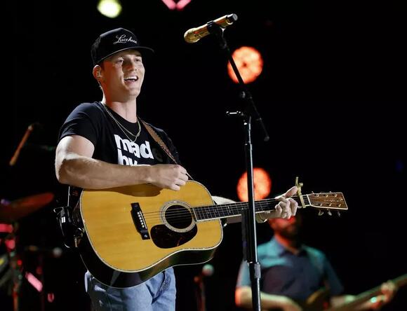 SE Minnesota Singer-Songwriter to Appear on New Season of The Voice ...