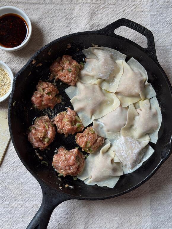 This Viral One-Pan “No-Fold Wonton” Trick Gave Me Crispy Dumplings In ...