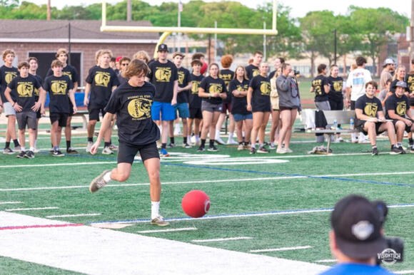 Sports management students prep for kickball fundraiser