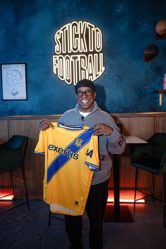 Arsenal legend Ian Wright backs football club’s shirt change for ...