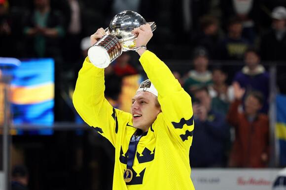 World Juniors 2026: Berglund Wins Gold; Martone, Luchanko Win Bronze ...