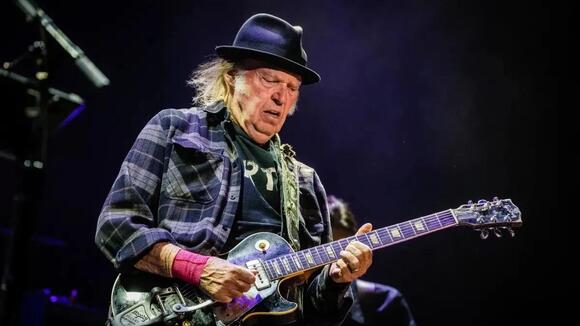 Neil Young and the Chrome Hearts Announce New Live Album - NewsBreak