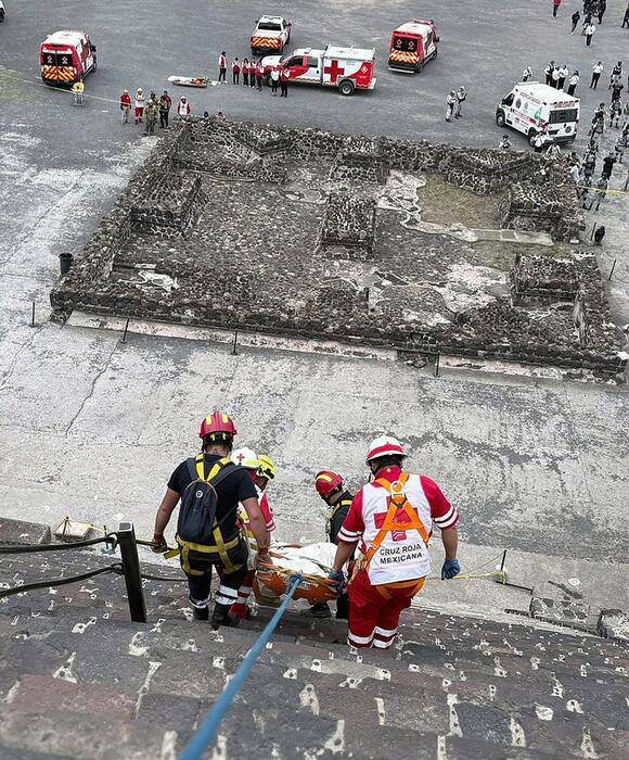 Gunman in Mexican tourist site shooting influenced by violent acts in ...