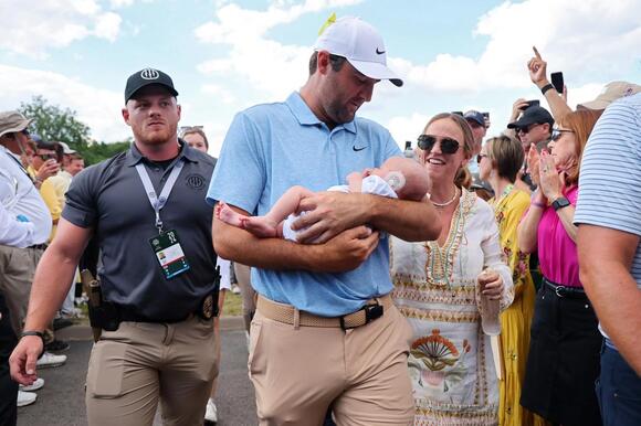 Scottie Scheffler shares tender moment with wife, newborn son after ...