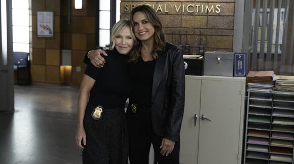How ‘SVU’ Brought Rollins Back to Benson’s Squad - NewsBreak