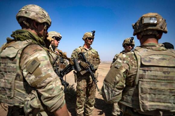 American and Russian soldiers confronted each other for the first time ...