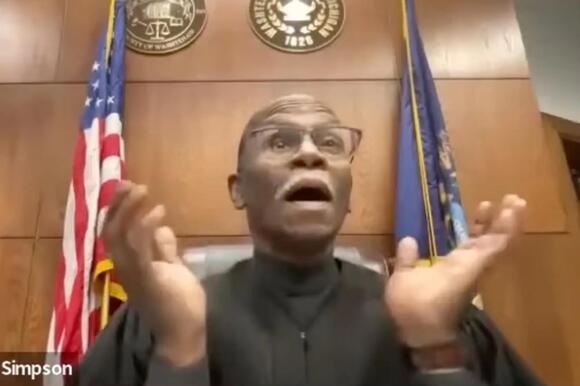 Judge dumbfounded when man with suspended license joins court Zoom call ...