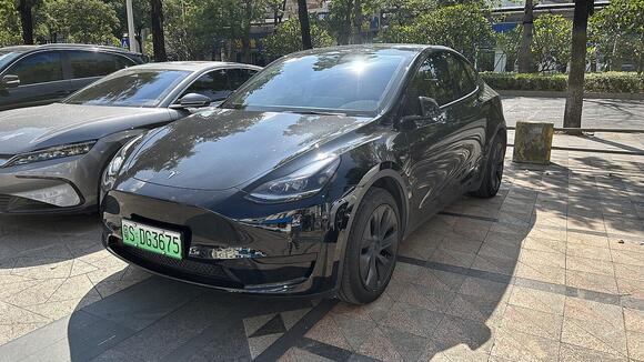 13 Electric Cars With the Most Spacious Interiors - NewsBreak