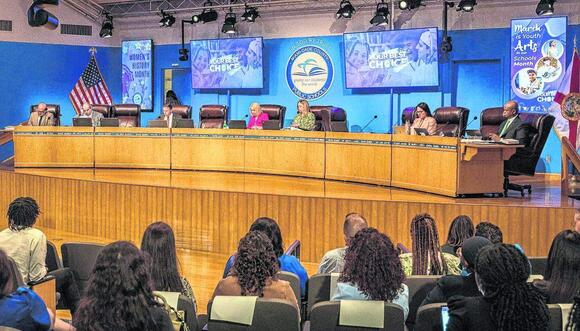 ‘A parallel system': Miami-Dade school district to be cut out of ...