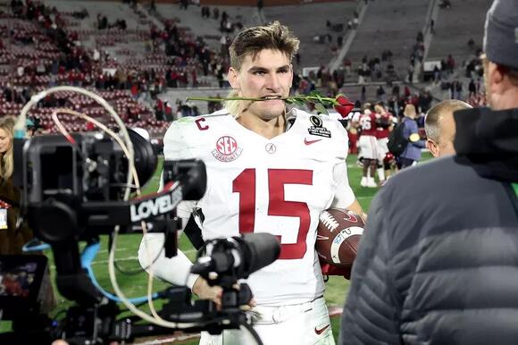 Alabama Linebacker Noah Carter Enters Transfer Portal - NewsBreak