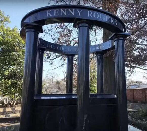 See the Gravesites of 26 Country Legends [Pictures] - NewsBreak