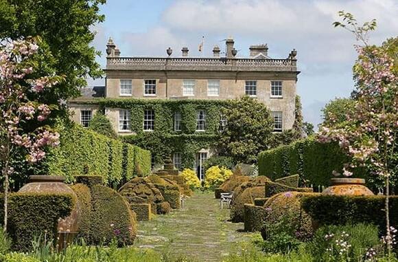 King Charles' 'peaceful' retreat away from Andrew Mountbatten-Windsor ...