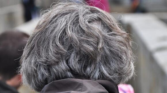 Study suggests gray hair might actually be reversible - NewsBreak