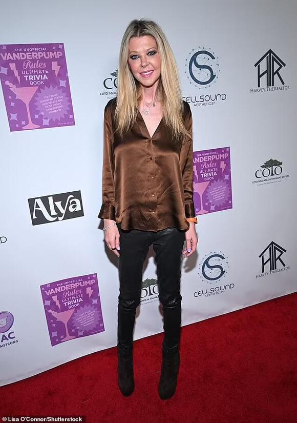 Tara Reid, 48, flashes her new teeth alongside boyfriend Nathan at a ...