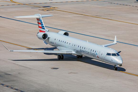 SkyWest to Fly CRJ-900s for American Eagle - NewsBreak