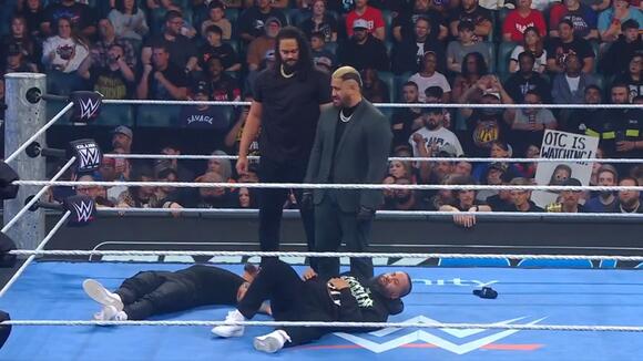 Solo Sikoa Sends Warning to Roman Reigns After Usos Attack on WWE ...