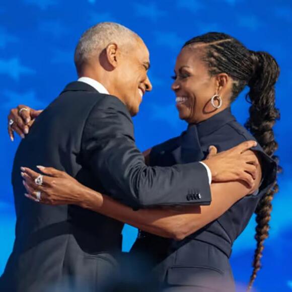 Fans Say Michelle Obama Has Been Looking Like An 'Absolute Goddess ...