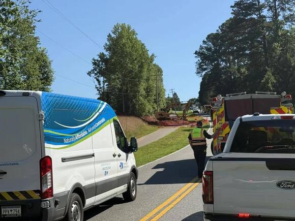 Road Reopens in Anderson After Gas Line Cut - NewsBreak