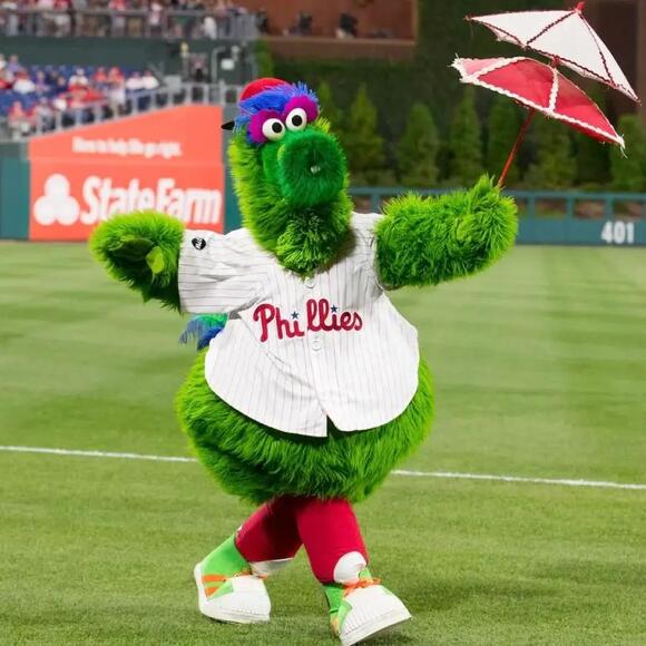 20 of the Most Successful Mascots in Sports History - NewsBreak