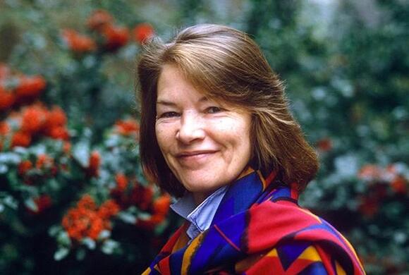 Glenda Jackson Dead At 87: 5 Things To Know About The Oscar-Winning Actress