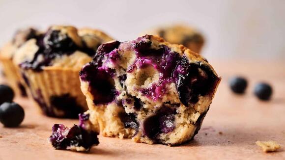 11 muffins for getting the kids to help in the kitchen - NewsBreak