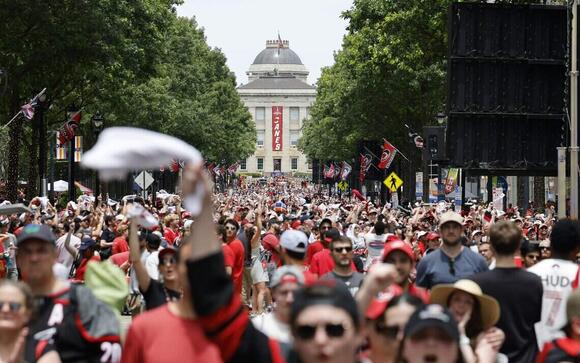 ‘This is crazy.' Crowd size for Canes' Stanley Cup parade shatters ...
