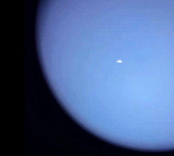 Viral Video of Possible UFO Over Folsom, Louisiana - NewsBreak
