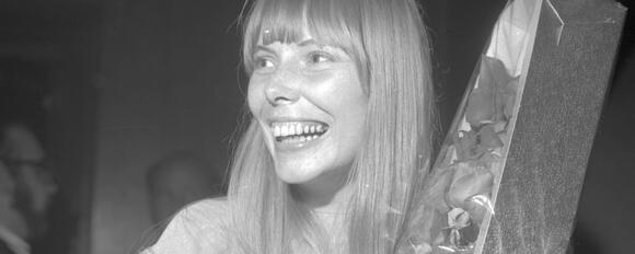 Joni Mitchell’s “My Old Man” and the Anti-Marriage Stance in Her ...