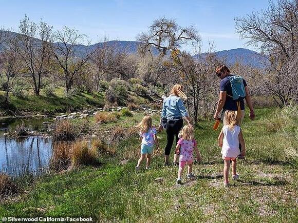California community just like The Truman Show makes all neighbors sign ...