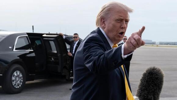 Donald Trump Slams Joe Biden & Barack Obama With Bizarre Photo - NewsBreak