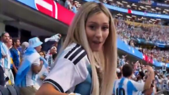 Instagram Model Causes Major Distraction With Her Cheeks Completely Out ...