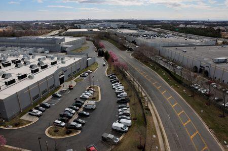 Big Tech’s data center boom poses new risk to US grid operators - NewsBreak