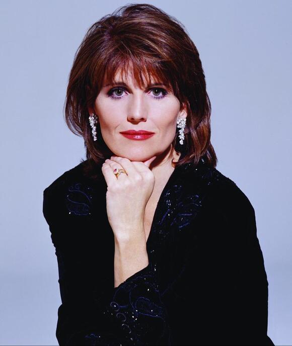 The Legendary Lucie Arnaz, Daughter of Lucille Ball and Desi Arnaz ...