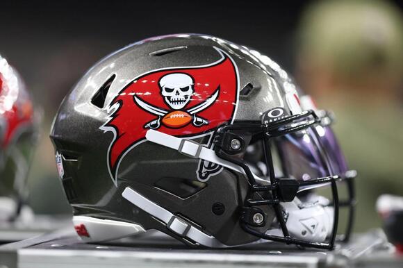 Buccaneers Announce Bucky Irving, Chris Godwin Injury Updates on ...