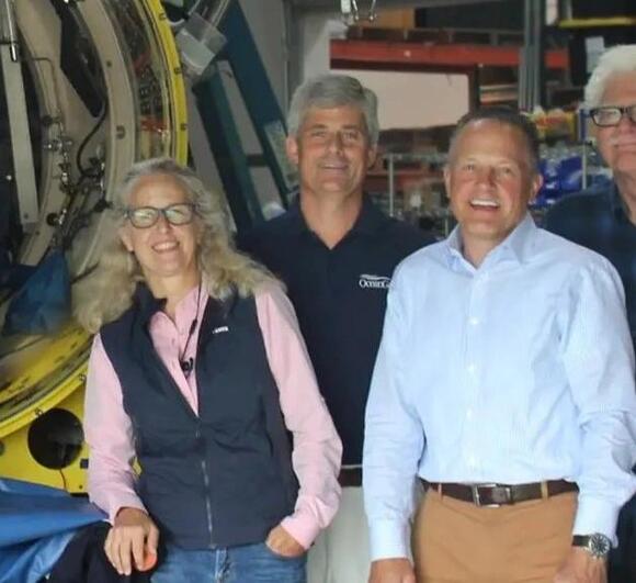 Shocking link between Titanic sub pilot Stockton Rush’s wife Wendy and ...