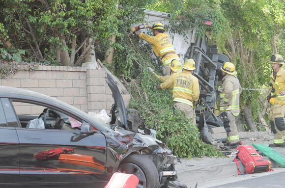 Road Rage may have caused deadly crash that sent truck through wall on ...